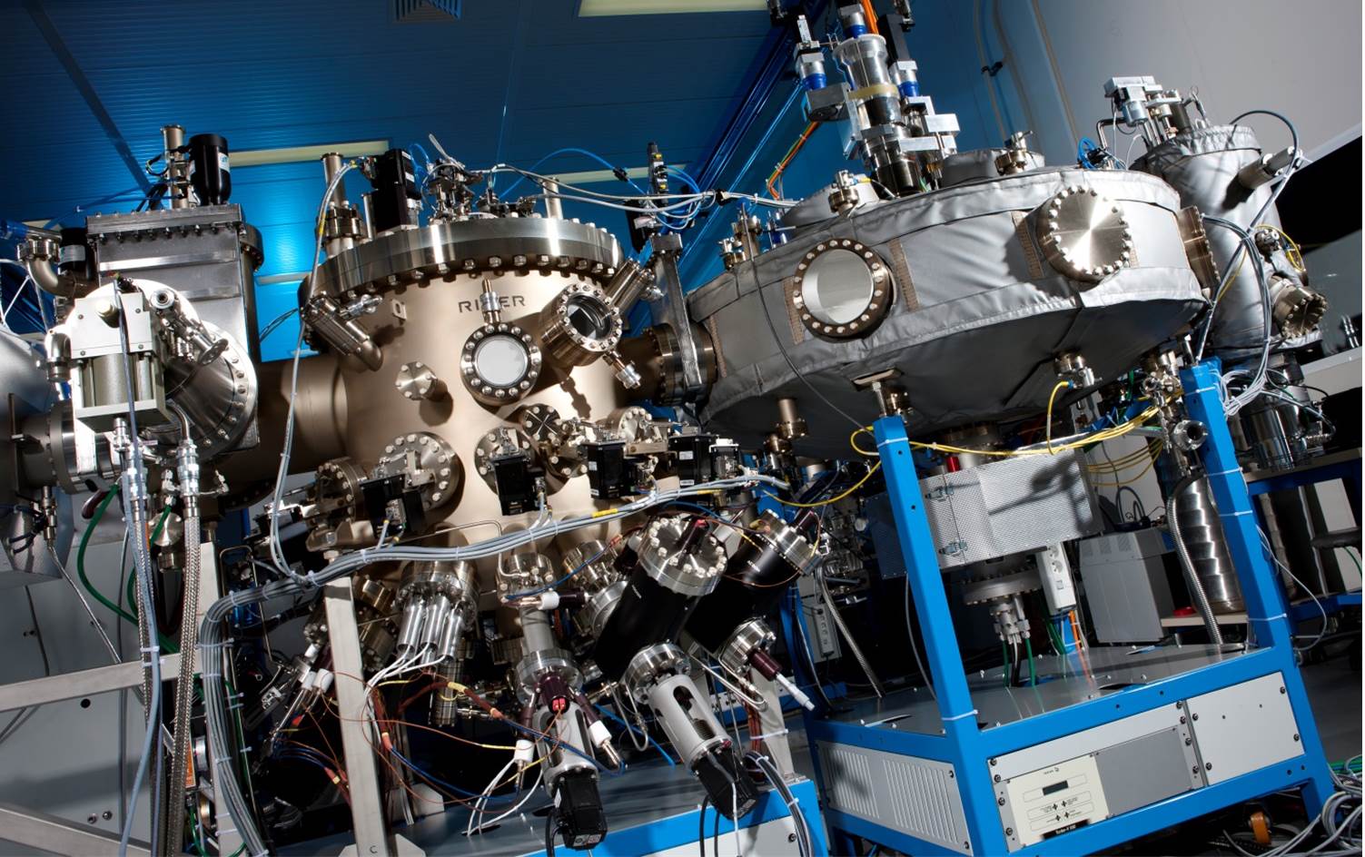 An other MBE 412 Cluster Sale ! - Riber, Molecular Beam Epitaxy ...